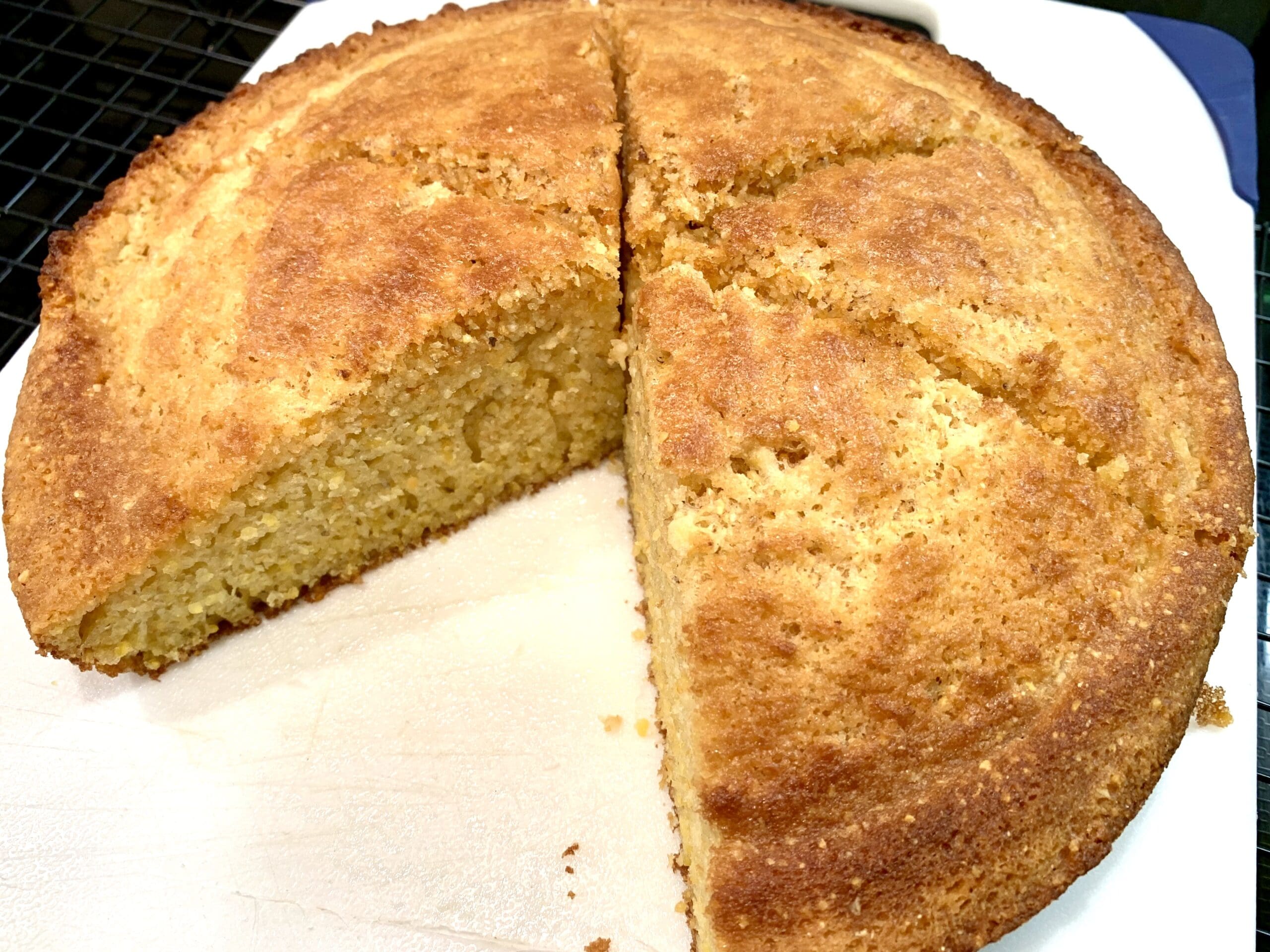 Crispy Crust Skillet Cornbread - Cook Savor Celebrate